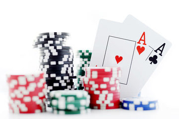 Maîtriser l'art d'affiner les antes au poker en tournoi